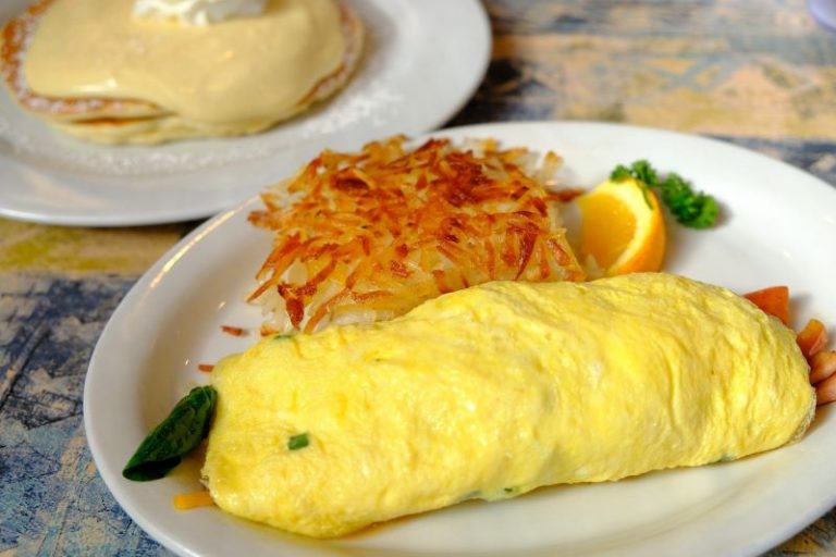 Clearwater Waterfront Restaurants: Where to Eat and Enjoy the View